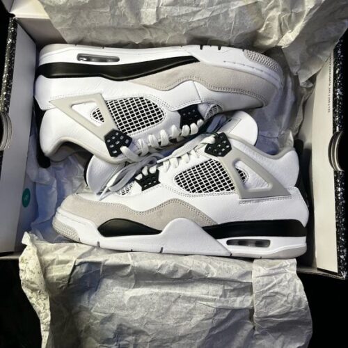 Air Jordan 4 Retro Military Black – Universe Kickz
