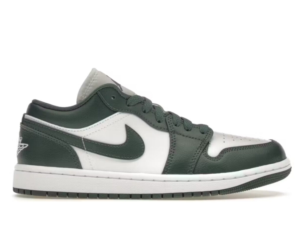 Jordan 1 Low Galactic Jade – Universe Kickz